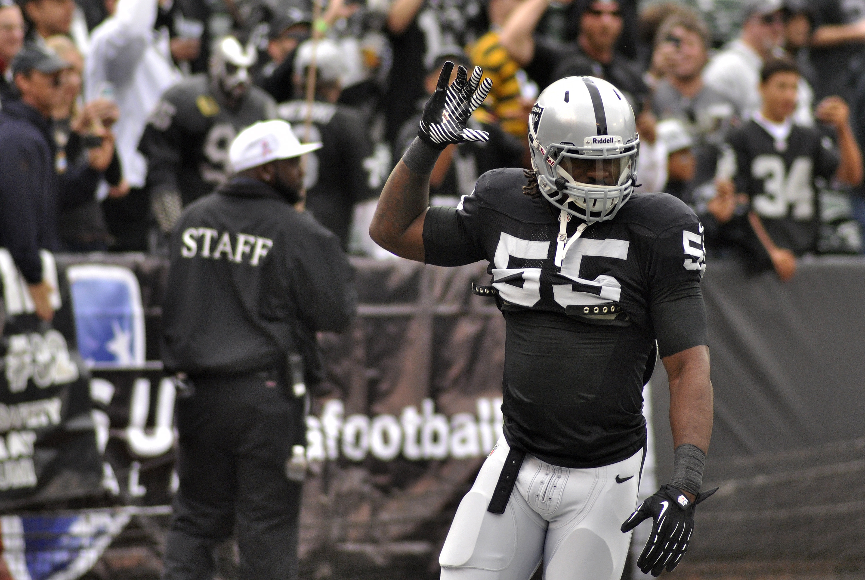 Sio Moore and Raider' Teammates to Participate in NFL Finance Camp ...